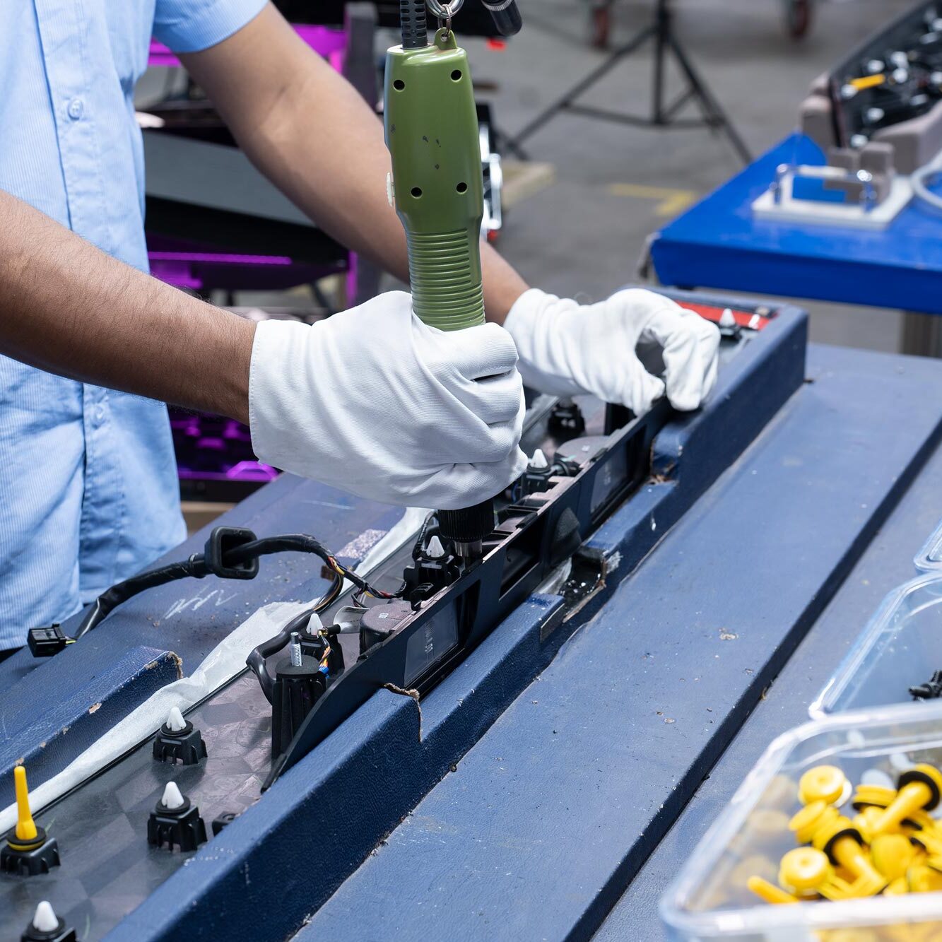 Post Moulding Activities – Vignesh Polymers